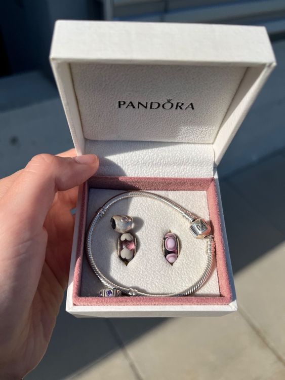 Pandora violet (Gebraucht) in Pieterlen für CHF 85 – mit Lieferung auf ...
