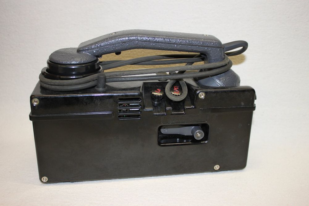 Antikes Militär Telefon Tischtelefon Model 53 A.Tf. – 53 (Gebraucht) in ...