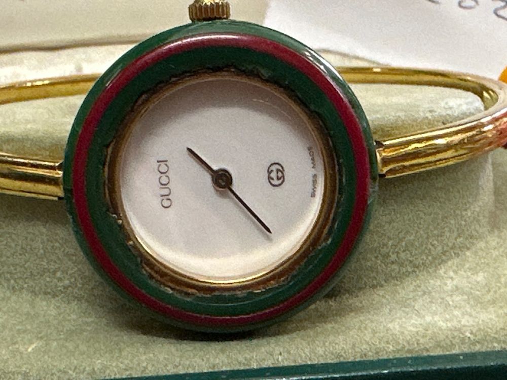 Gucci 11/12.2 Multi Bezel Gold Plated Bangle Watch 12 Bezels (Gebraucht ...