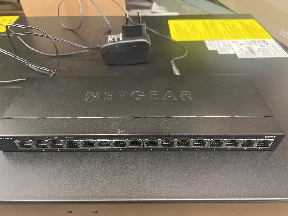 NETGEAR 16-Port Gigabit Ethernet Unmanaged Switch GS316 | Kaufen auf ...