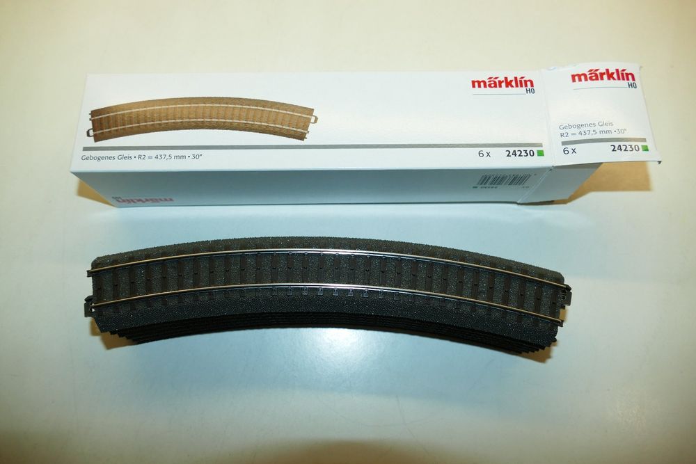 Märklin H0: 6xgebogenes C-Gleis R2=437,5mm 30° (Neu und originalverpackt) in Niederhasli für CHF ...