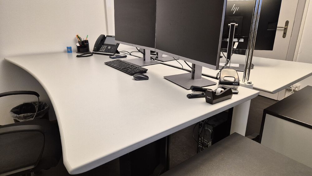 Schreibtische Elan Euroffice lichtgrau 180x100 | Kaufen auf Ricardo