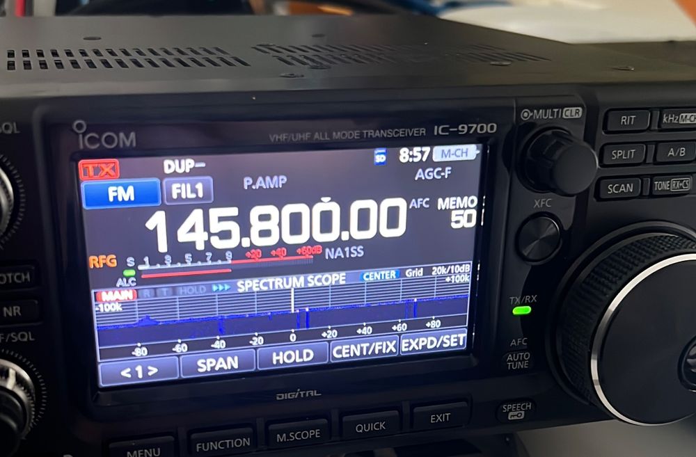 Icom IC 9700 praktisch Neuwertig (Gebraucht) in Waldenburg für CHF 1400 – mit Lieferung auf ...