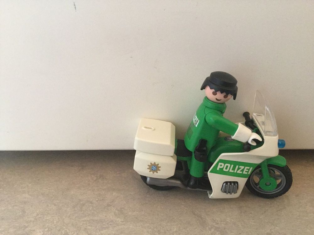 Polizei (Motorrad) Playmobil (Gebraucht) in Diegten für CHF 6 – mit Lieferung auf Ricardo kaufen