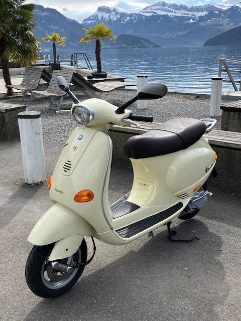 Piaggio Vespa ET4 - 125, neu ab MFK, Top-Zustand, wenig Km | Kaufen auf Ricardo