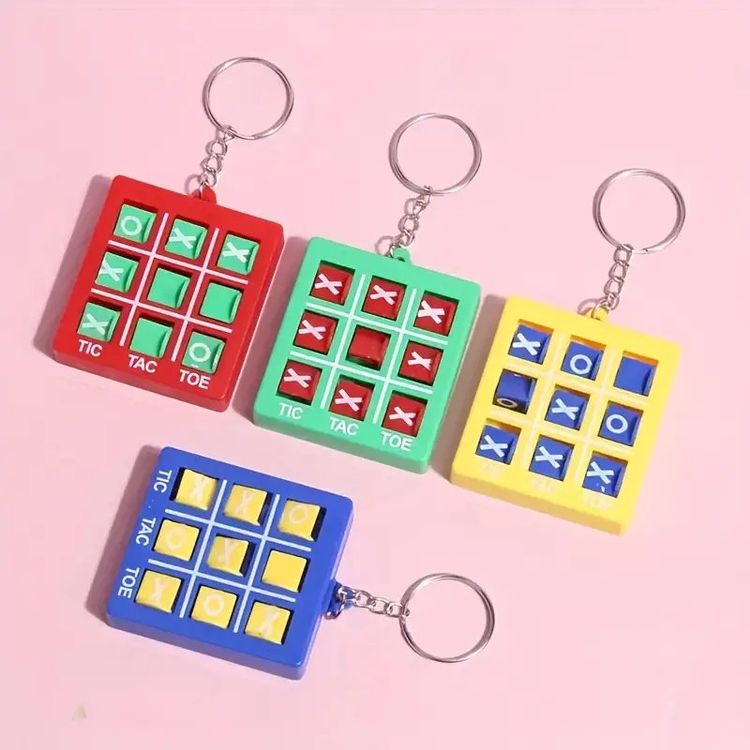 Tic Tac Toe Schlüsselanhänger Fidget Kunststoff Schlüsselanh (Neu und ...