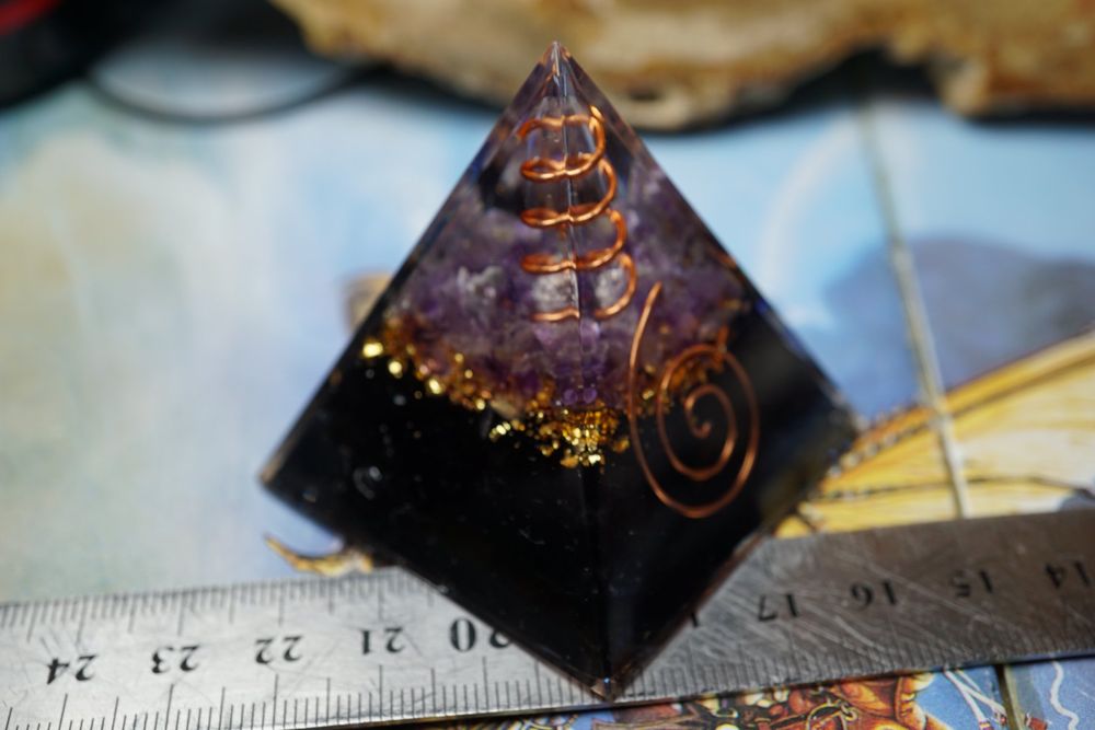 Turmalin Amethyst -Orgonit - Pyramide 5 cm ab 5.- !! (Neu und ...