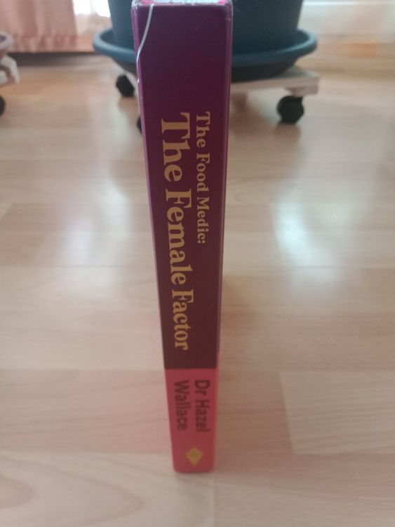 Hazel Wallace The Female Factor health nutrition Food Medic | Kaufen ...