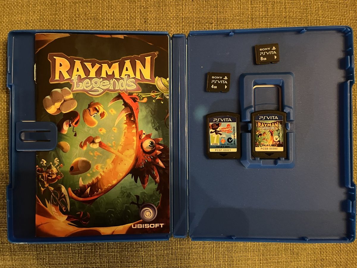 PS Vita Oled 1004 + jeux et accessoires (D'occasion) à Perly pour CHF ...