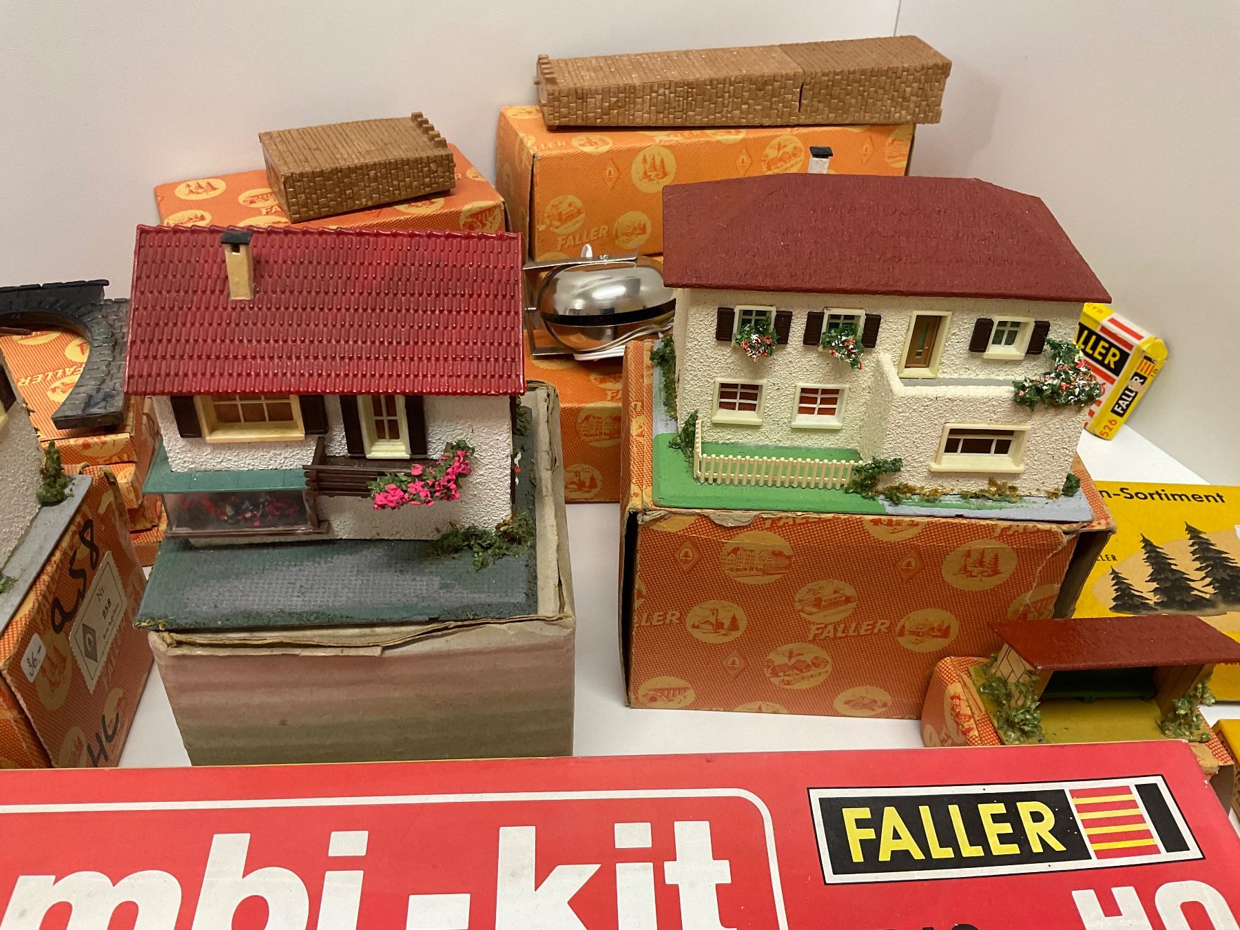 Konvolut an Faller diverse Bausätze und Häuser H0 und N (Gebraucht) in ...