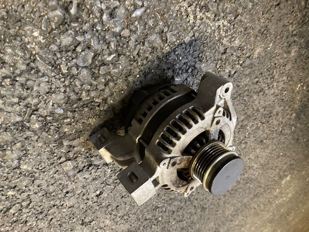 Alternator von Volvo V50 T-5 automat (Gebraucht) in Hitzkirch für CHF ...
