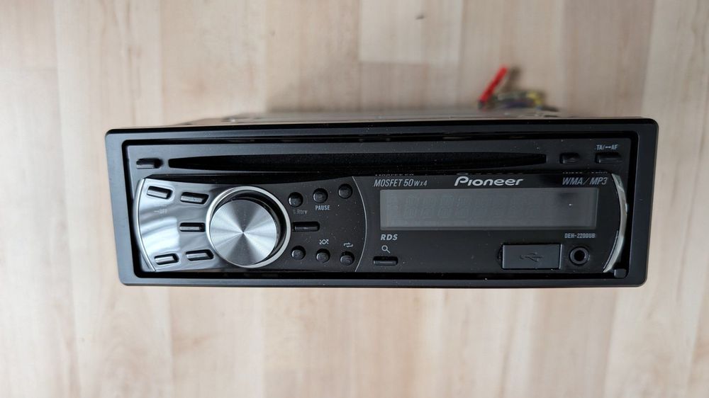 Autoradio/CD Pioneer DEH-2200UB | Kaufen auf Ricardo