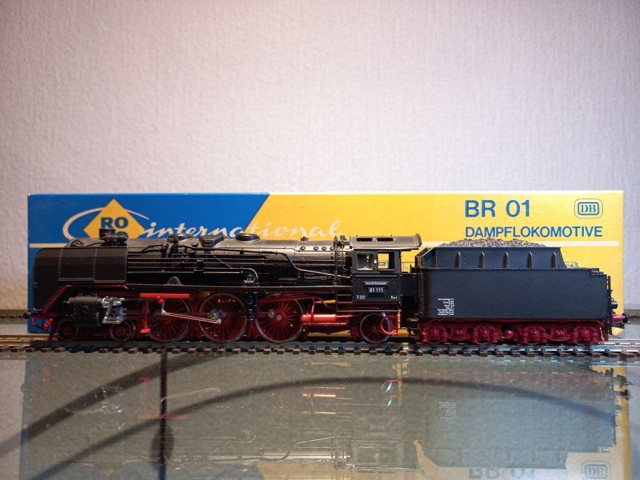 ROCO 04119A BR 01 Dampflok H0 Analog mit OVP (Gebraucht) in Basel für CHF 70 – mit Lieferung auf ...