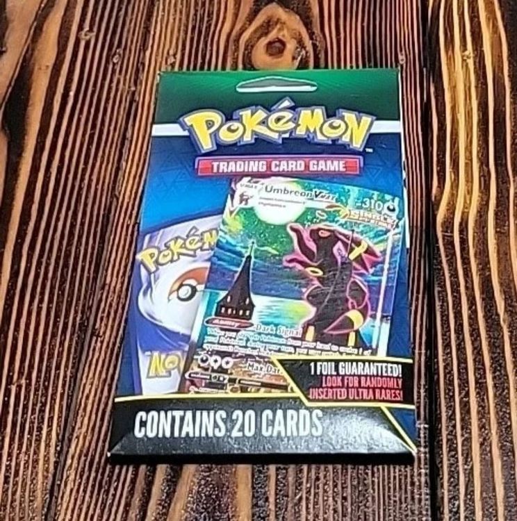 Pokémon TCG: Espansione - Umbreon VMAX! (Nuovo e nell'imballaggio ...