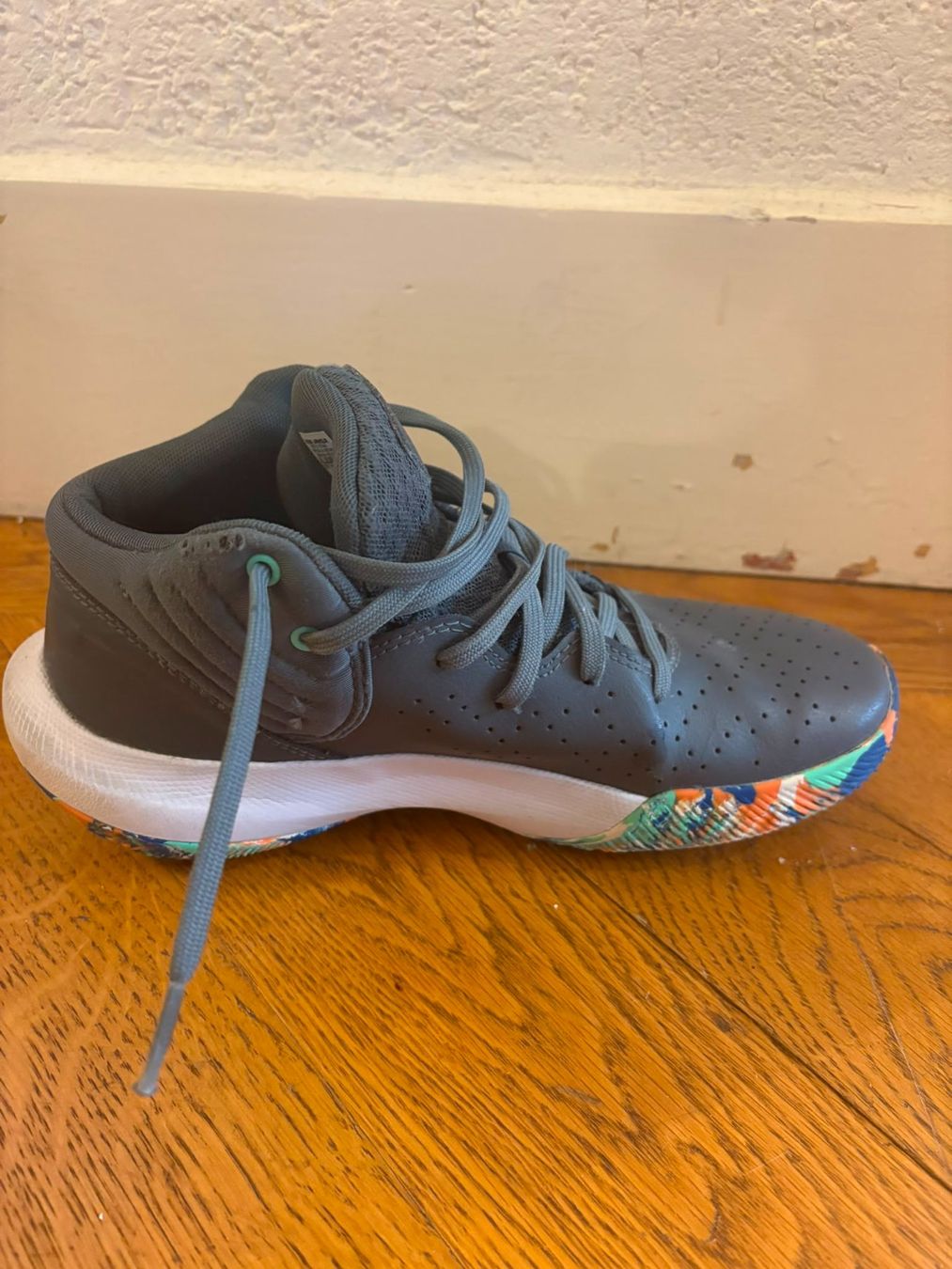 UNDER ARMOUR GS JET 21 BLACK (Gebraucht) in Genève für CHF 30 – mit ...