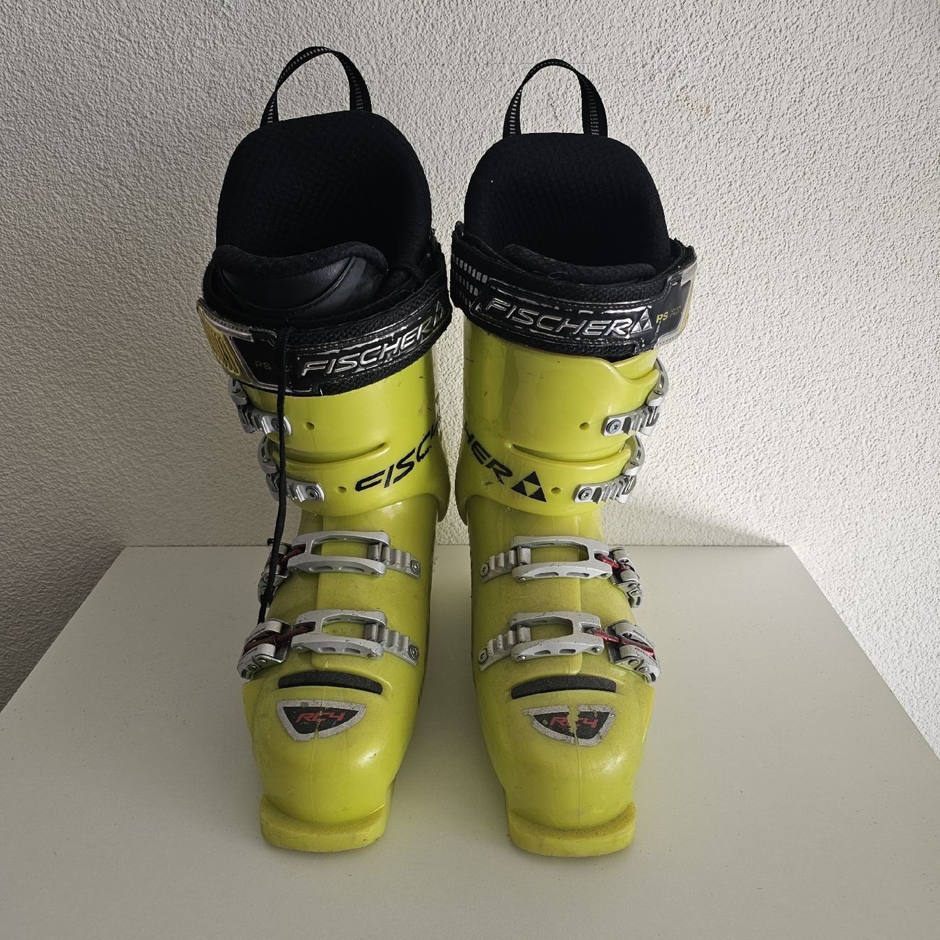 Fischer RC4 Curv 130 Ski Boots - Size 26.5 (Gebraucht) in Matten b ...
