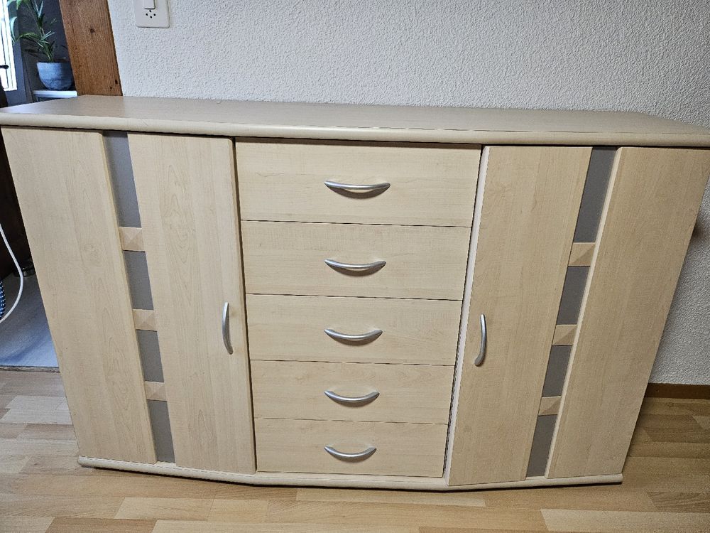 Schicke Kommode mit viel Stauraum (Gebraucht) in Lütisburg für CHF 5 ...