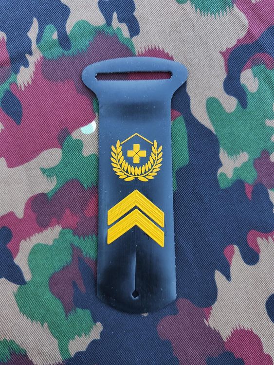 Achselschlaufe Feldweibel Variante 3 (Gebraucht) in Bauma für CHF 7 ...