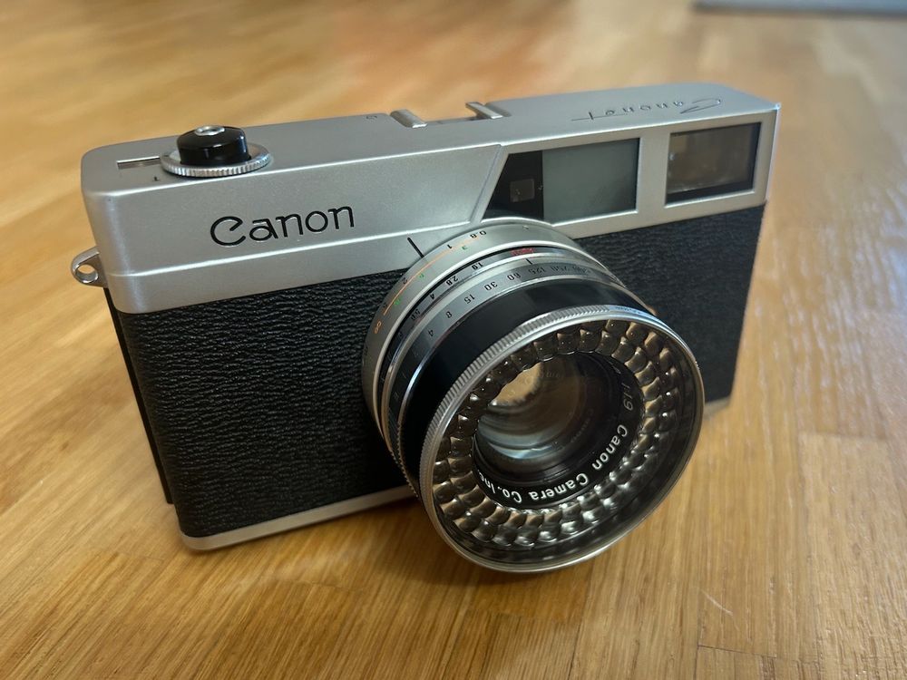 Canonet Rangefinder Camera, first model (Defekt) in Tannay für CHF 21 ...