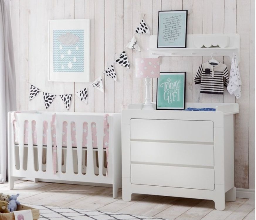 bisal Kinderbett moon inkl. Matraze und Himmel (Gebraucht) in Schübelbach für CHF 50 – nur ...