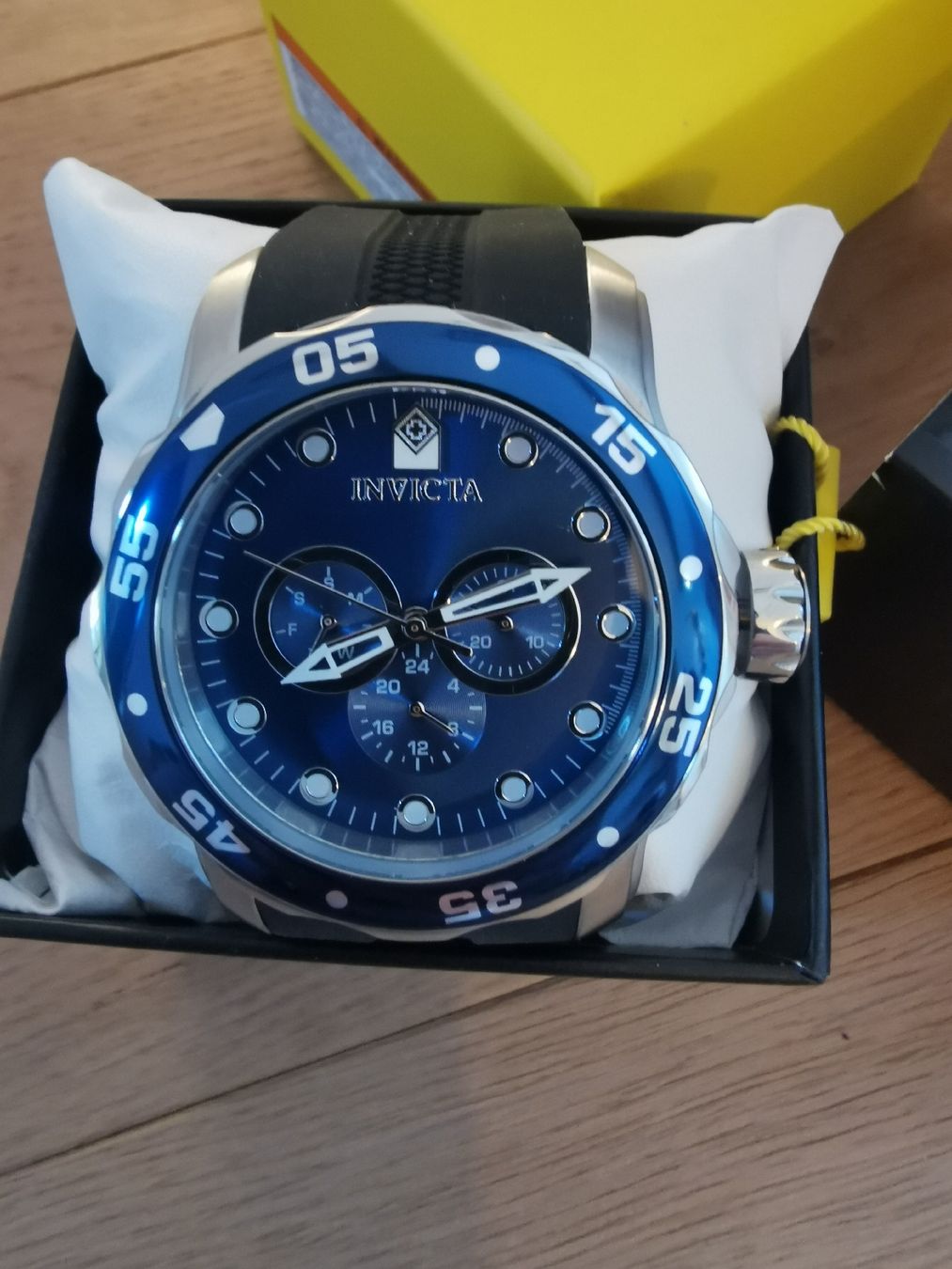 Invicta Herren Uhr Chronograph Pro Diver Scuba NEU! (Neu und ...