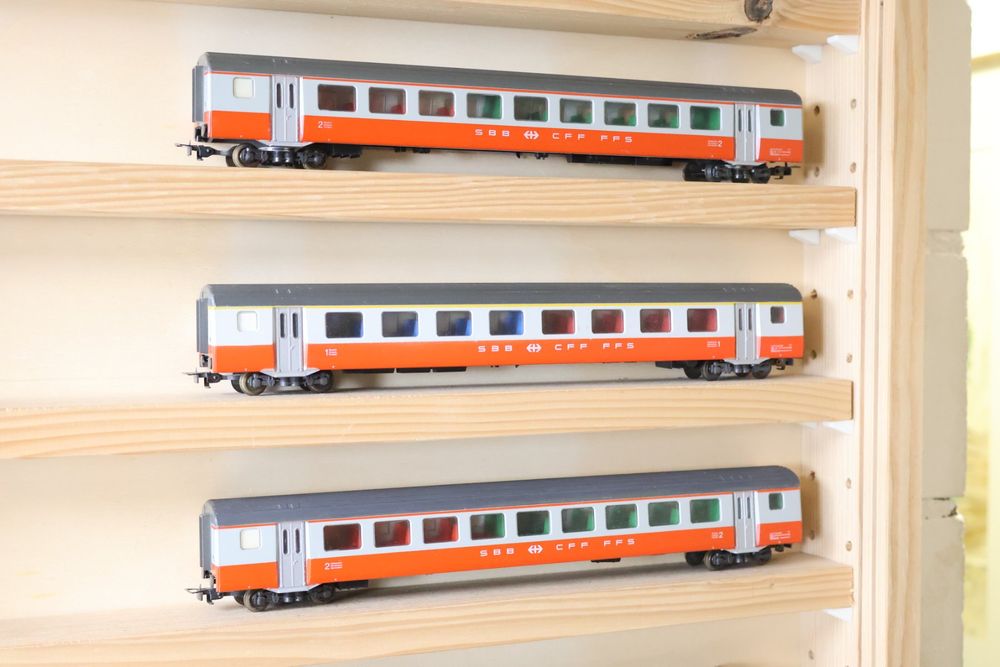 Liliput 4 x SBB Swiss Express Personenwagen Set - 885 (Gebraucht) in Winterthur für CHF 81 – mit ...