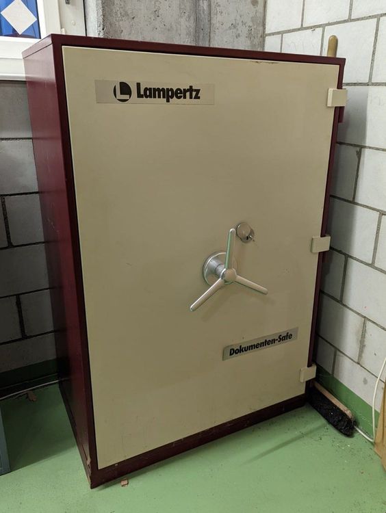 LAMPERTZ Tresor / Panzerschrank (Gebraucht) in Oensingen für CHF 500 – nur Abholung auf Ricardo ...