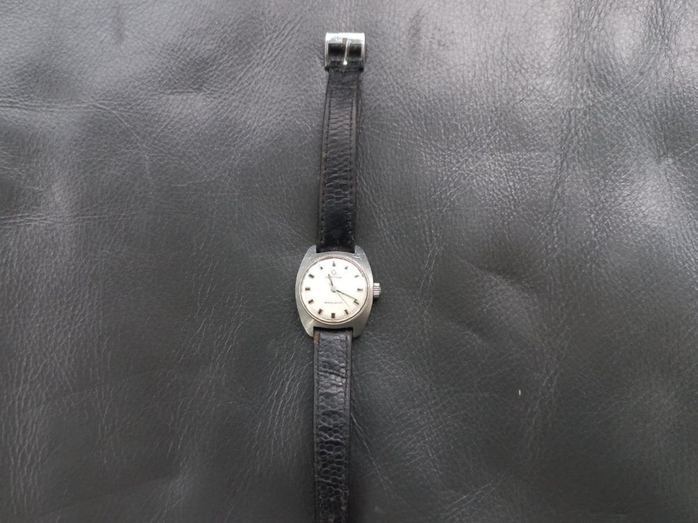 Certina Waterqueen 215, Automatikuhr, swiss made (Gebraucht) in Wetzikon ZH für CHF 2 – nur ...