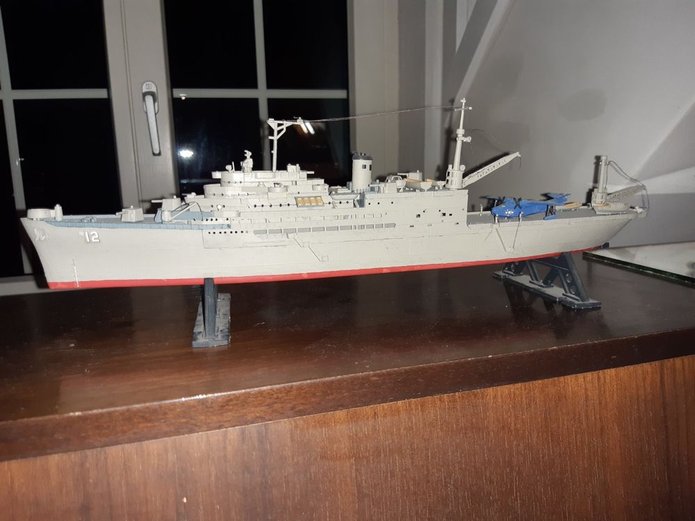 Seeflugzeugtender USS Pine Island AV-12 Revell 1:400 | Kaufen auf Ricardo