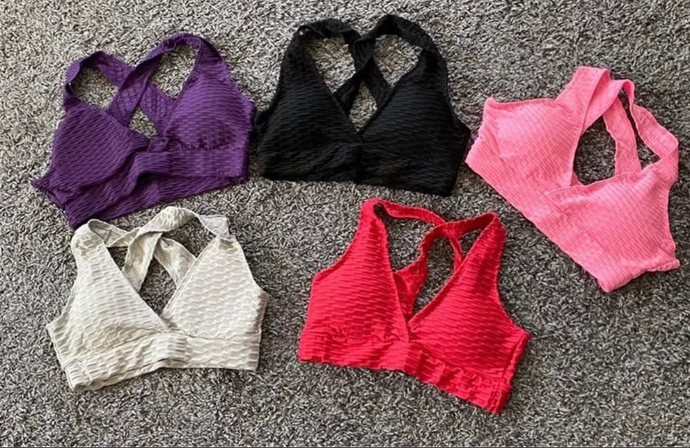 Diverses brassières de sport (Neuf avec emballage d'origine) à Montreux ...