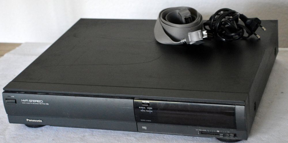 Videorecorder VHS panasonic NV-F65EV magnétoscope (Gebraucht) in ...
