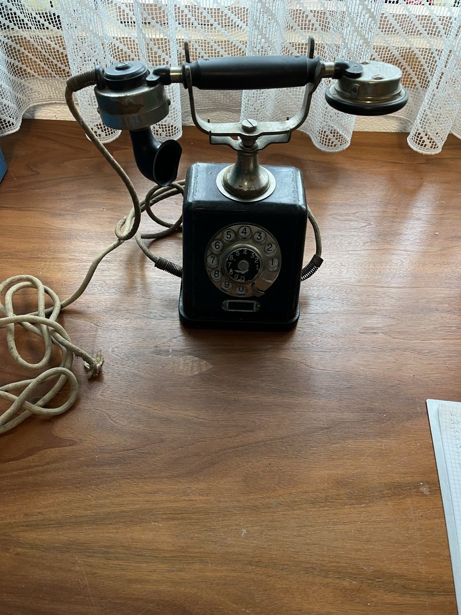 Antikes Bakelit Telefon (Gebraucht) in Brittnau für CHF 40 – nur ...