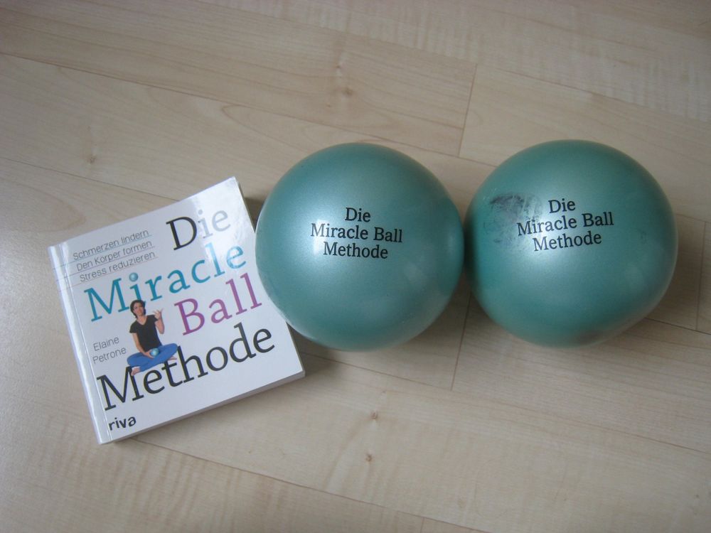 Die Miracle Ball Methode 2 Bälle Miracle Ball mit Büchlein (Gebraucht) in Dättlikon für CHF 6 ...