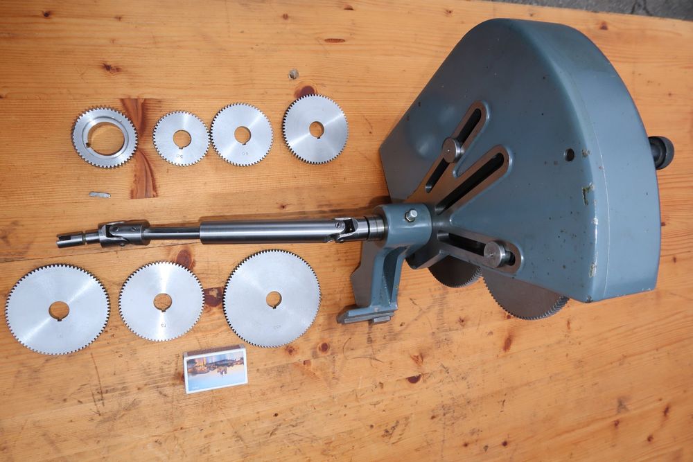 Schaublin 102 Gewindeschneidapparat W20 mit Supportvorschub (Gebraucht) in Biel/Bienne für CHF ...