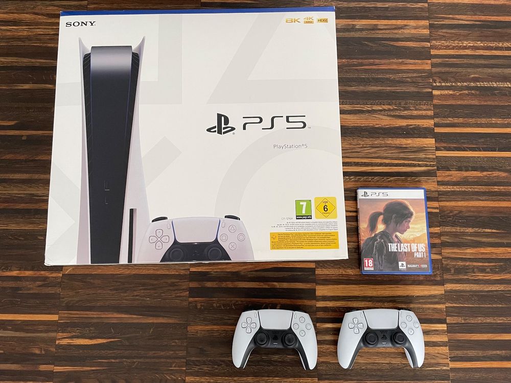 PS5 Disc Version + 2 Controller + Last of Us Part I (Gebraucht) in Regensdorf für CHF 429 – nur ...