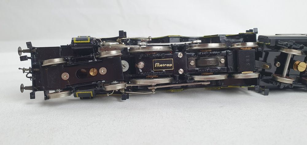 Metropolitan 900 KKStb 108 "ATLANTIC" Messing Analog, OVP | Kaufen auf ...