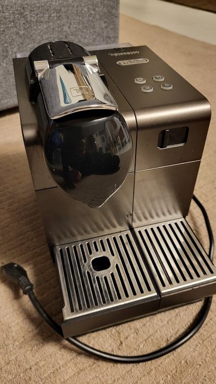 Kaffeemaschine Nespresso Delonghi | Kaufen auf Ricardo