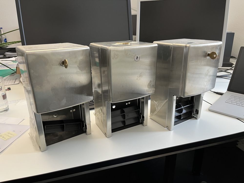 1x Bobrick Typ 4288 WC Rollenhalter (Neu (gemäss Beschreibung)) in Winterthur für CHF 75 – nur ...