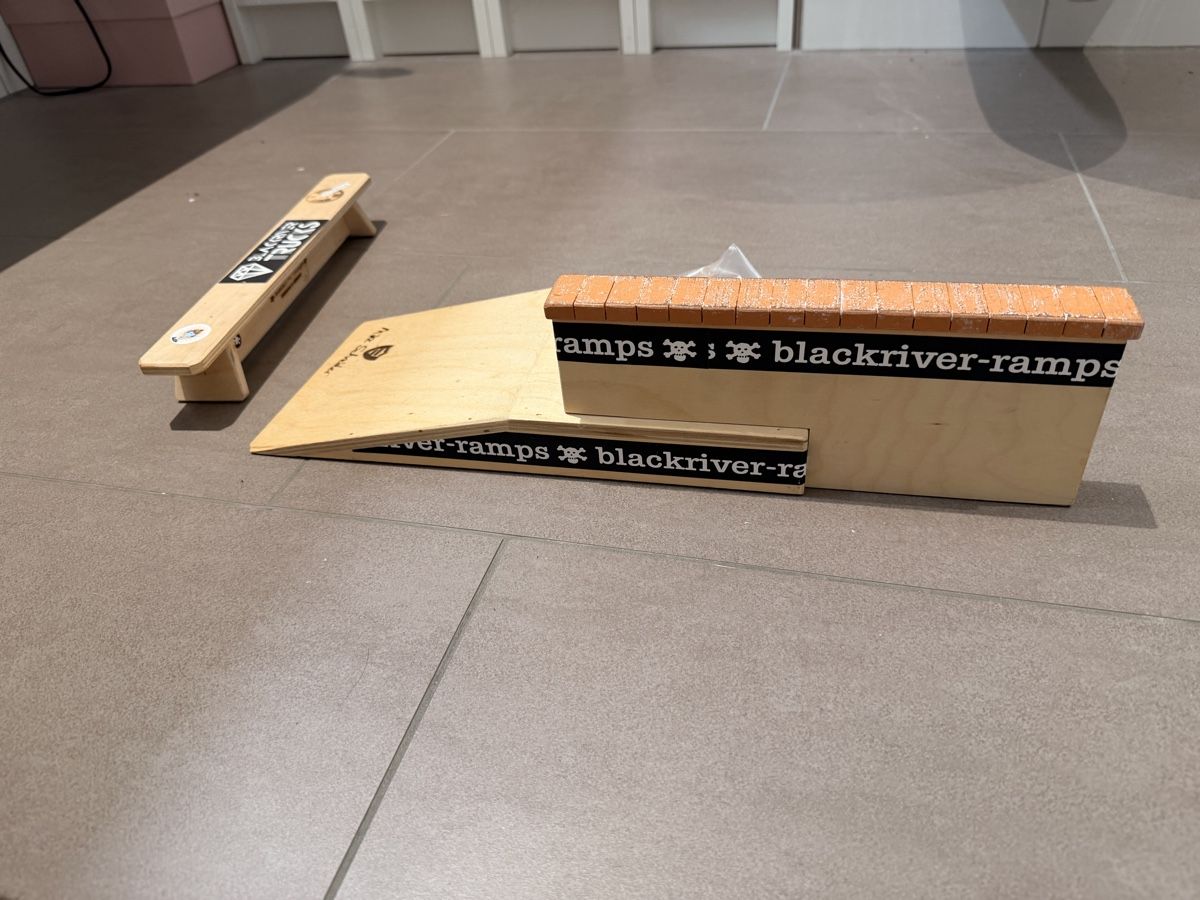 Blackriver Ramps Fingerboard Set, komplett mit Schrauben ! (Neu (gemäss ...