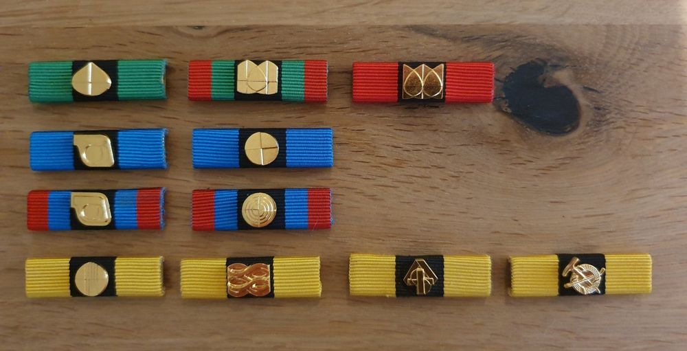 CH Armee Ribbon / Ribbons Komplettset (Neu (gemäss Beschreibung)) in ...