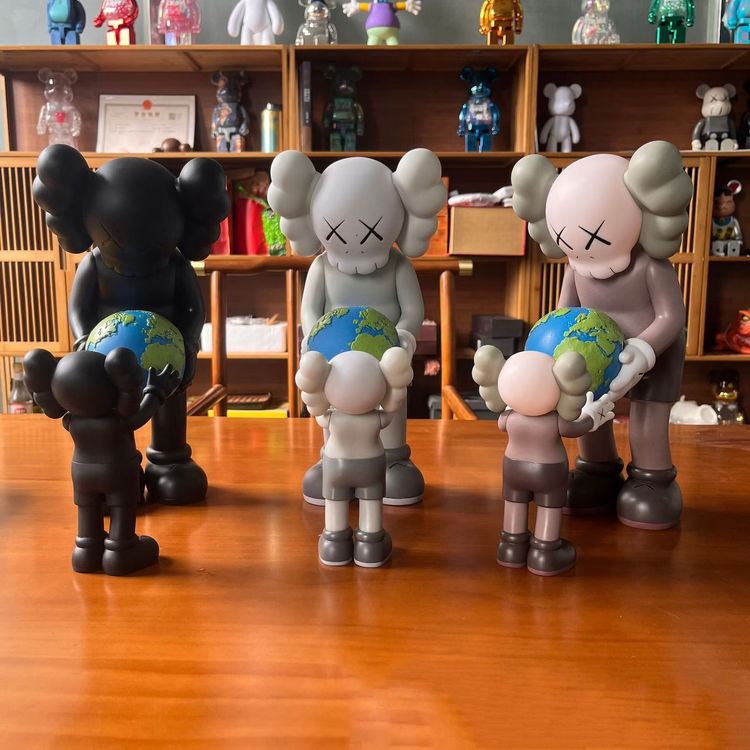 Kaws The Promise (Gebraucht) in Alchenflüh für CHF 125 – mit Lieferung ...