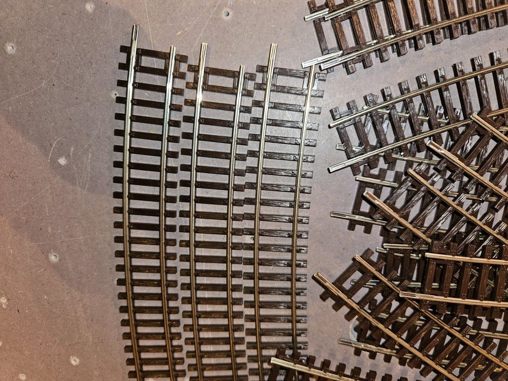 Roco Gleise 42426 und 42424 mit OVP (Gebraucht) in Bern für CHF 5 – mit ...