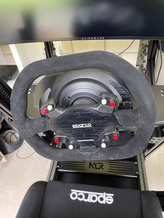 Thrustmaster T300 RS mit 2 Wheels | Kaufen auf Ricardo
