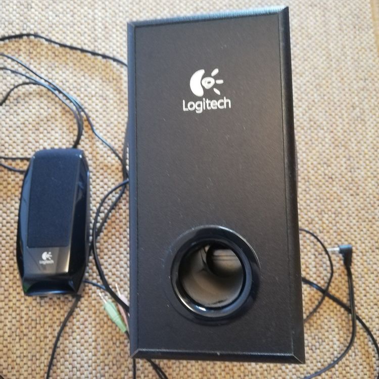 Logitech S220 - 2.1 Speaker-System | Kaufen auf Ricardo