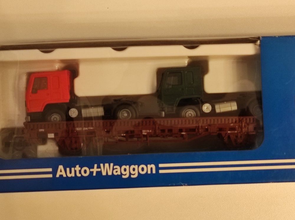 Rungenwagen mit 2 Volvo Zugmaschinen der DB von Roco H0, GS (Neu und ...