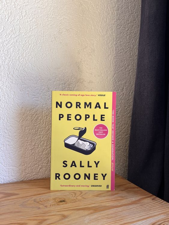 normal people + 2 more | english (Gebraucht) in Brienz BE für CHF 25 ...