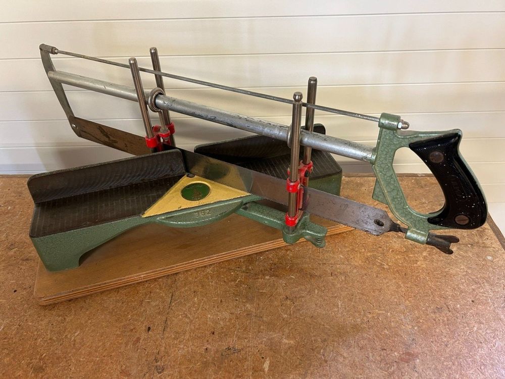 Fussleisten- Gehrungsfräse | Kaufen auf Ricardo