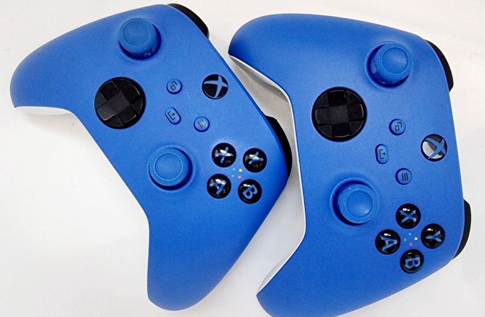 2× Original Xbox One Controller/ Top ! | Kaufen auf Ricardo