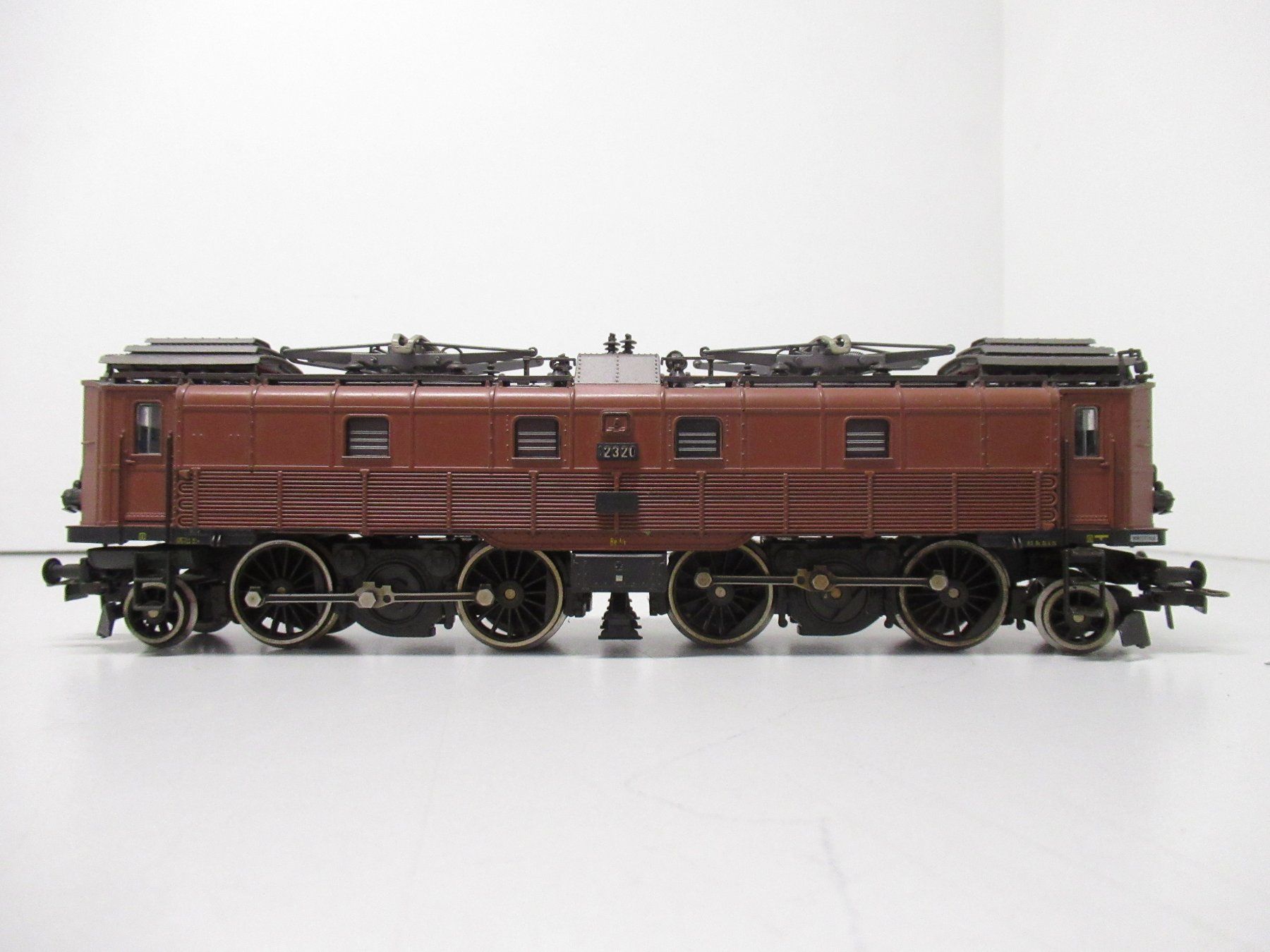 Roco 04191A E-Lok Be 4/6 SBB CFF FFS braun Analog DC GS H0 (Gebraucht ...
