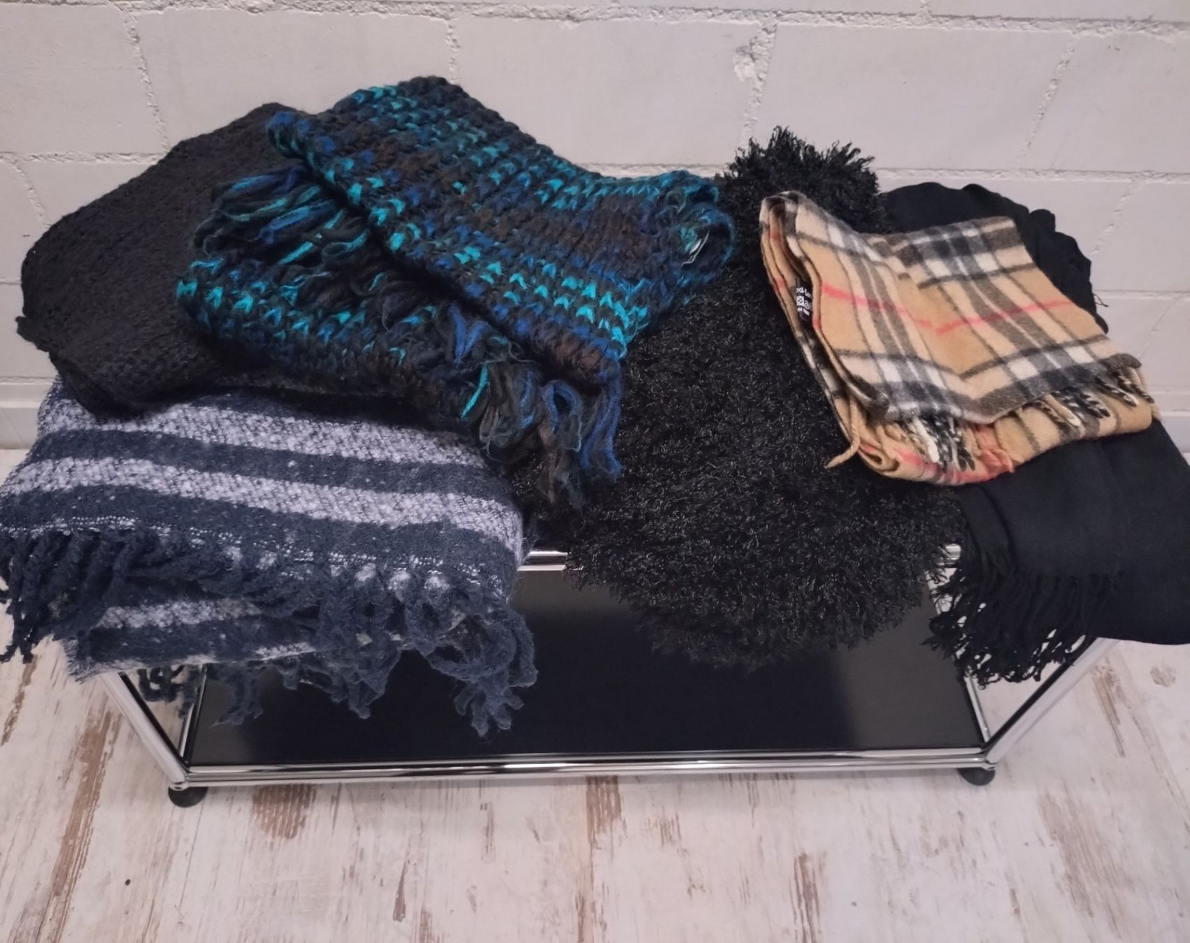 Winter Schal Set, verschiedene Materialien, Top Zustand! (Gebraucht) in ...